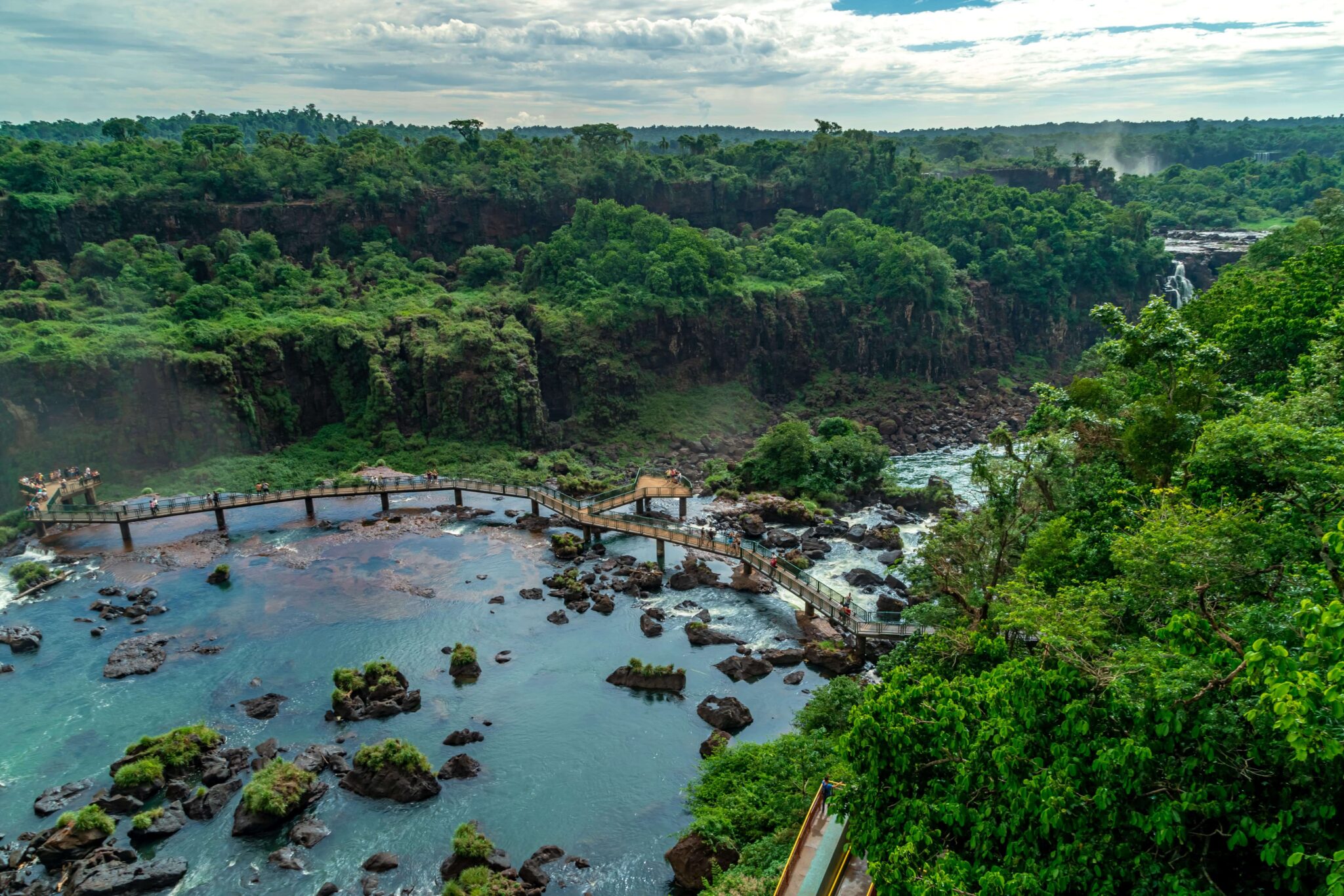 Foz De Iguazu Waterfalls - A Touristic Must Visit - BrazilBlogged 2026